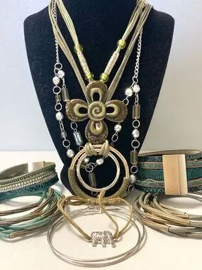 Jewelry | Mixed Lot Jewelry Earthy Tone Necklace Bracelet Earring 22pc ...